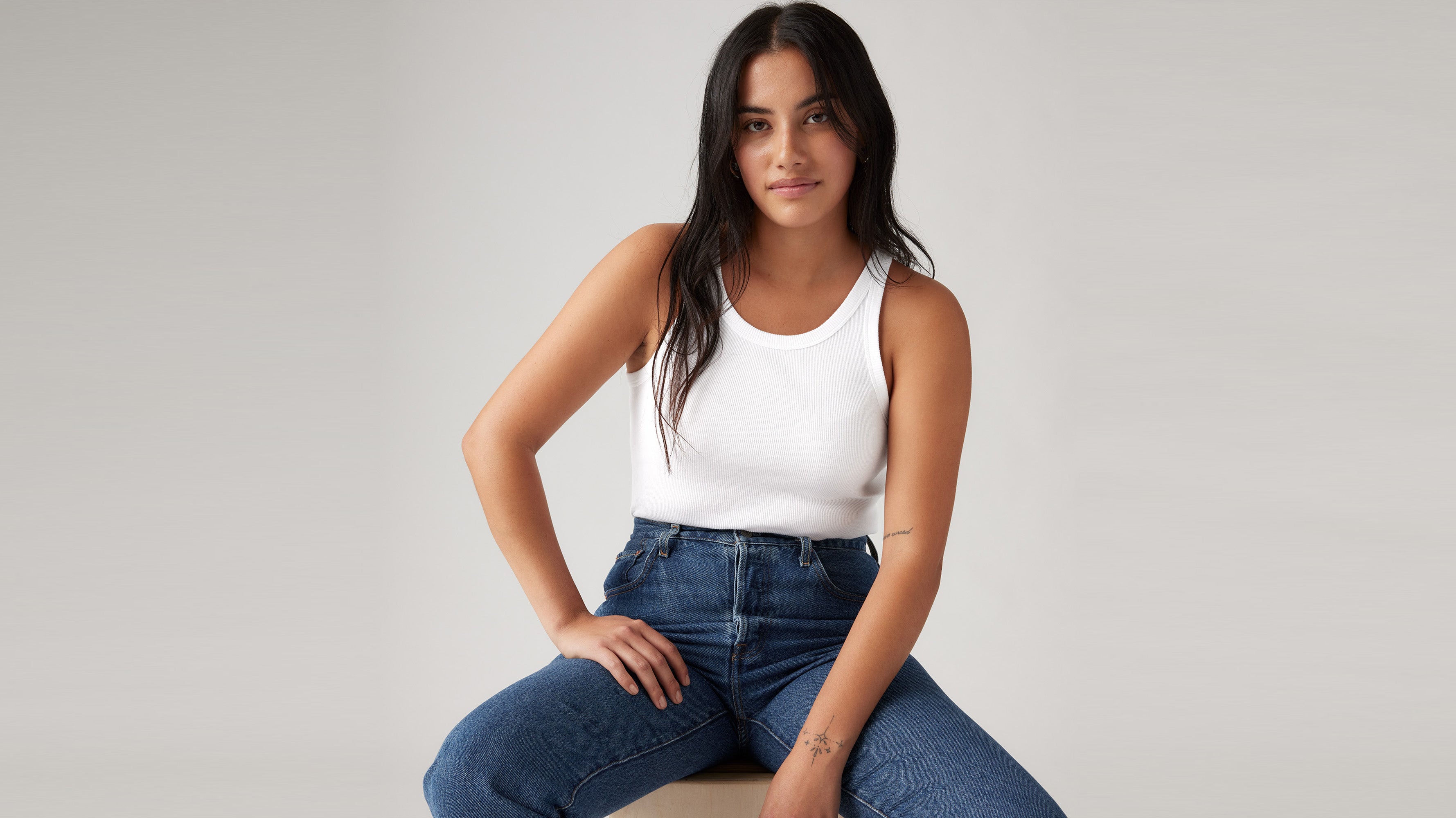 Levi's tank top womens store