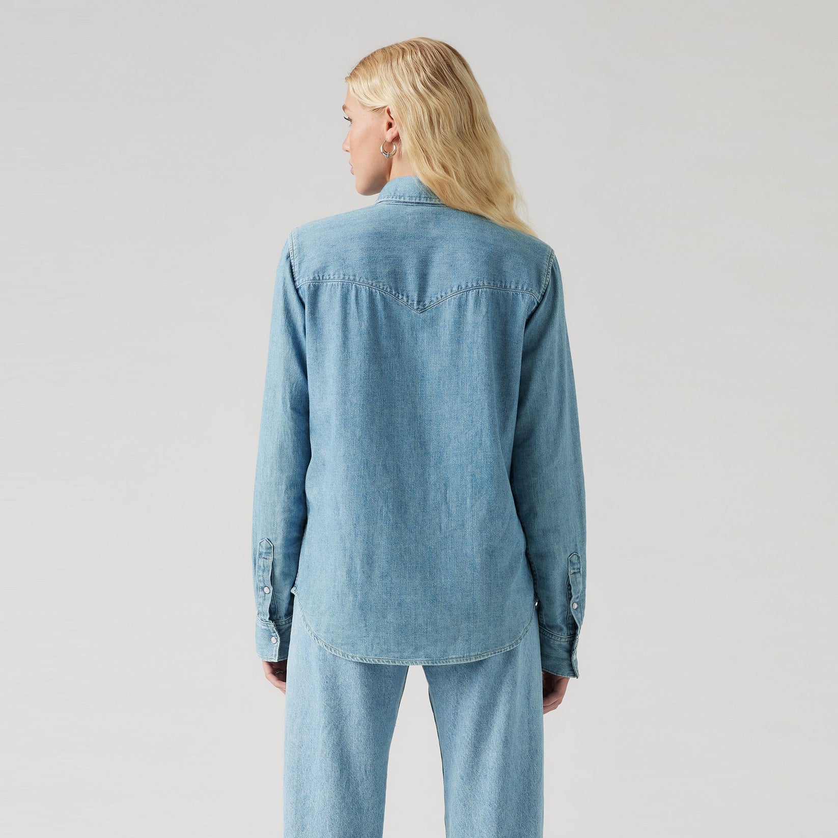 Iconic Western Shirt with Heritage Stitch in Old 517 Blue 2